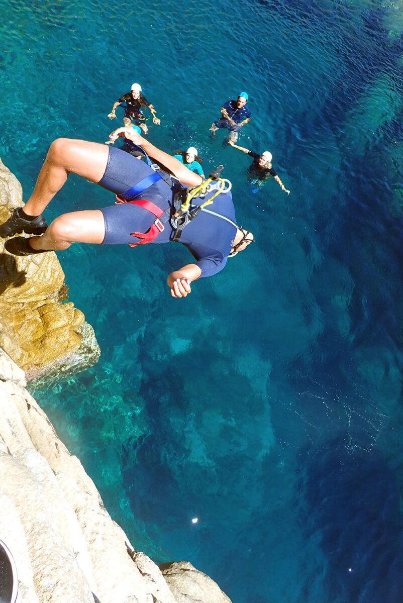 Canyoning en Balagne Calvi canyon marin – coasteering